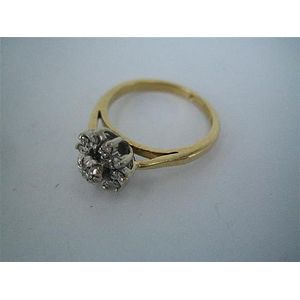 18ct Gold 11-Stone Diamond Cluster Ring - 2.8g Weight - Rings - Jewellery
