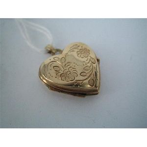 9ct Gold Heart Locket Pendant - Pendants/Lockets - Jewellery