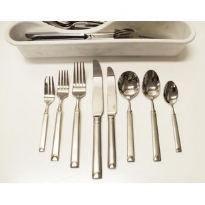 Oneida Stainless Steel Cutlery Set for 8 with Satin Finish - Steel ...
