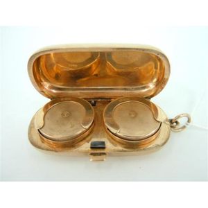 Gold Sovereign and coin cases - price guide and values