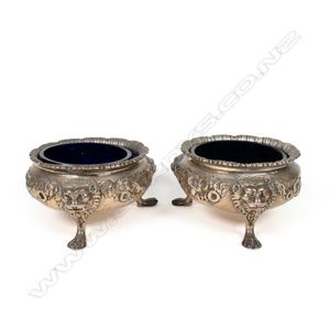 Victorian silver salt cellars with lion feet - Condiment & Cruet Sets ...