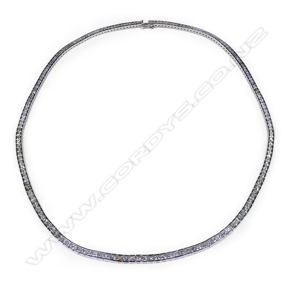 18ct White Gold Princess Cut Diamond Necklace - Rings - Jewellery