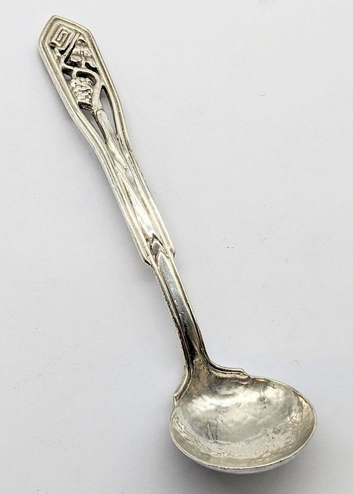 James Linton Australian Sterling Silver Spoon with Stylised Foliage ...