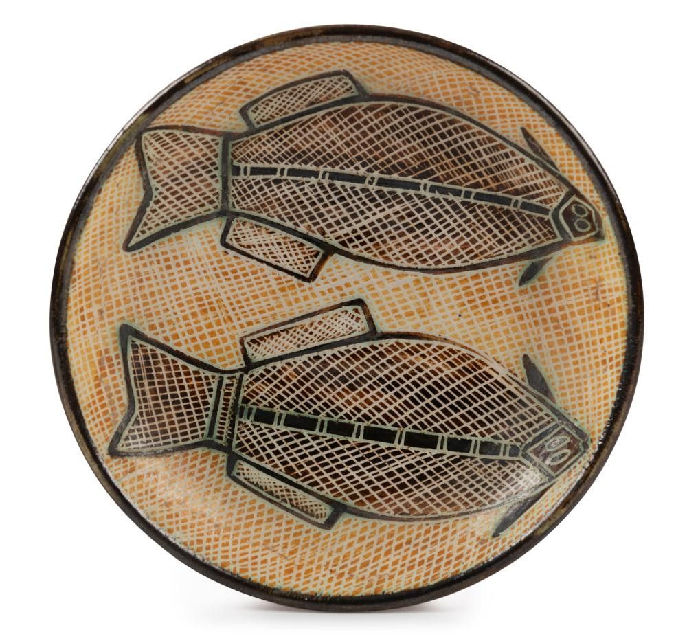 1963 Carl Cooper Australia Pottery Bowl with Sgraffito Fish Design ...