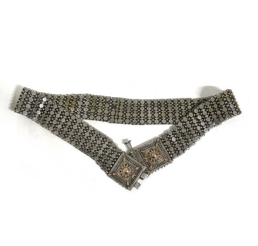 Victorian Chain Mail Belt with Decorated Buckle - Necklace/Chain ...