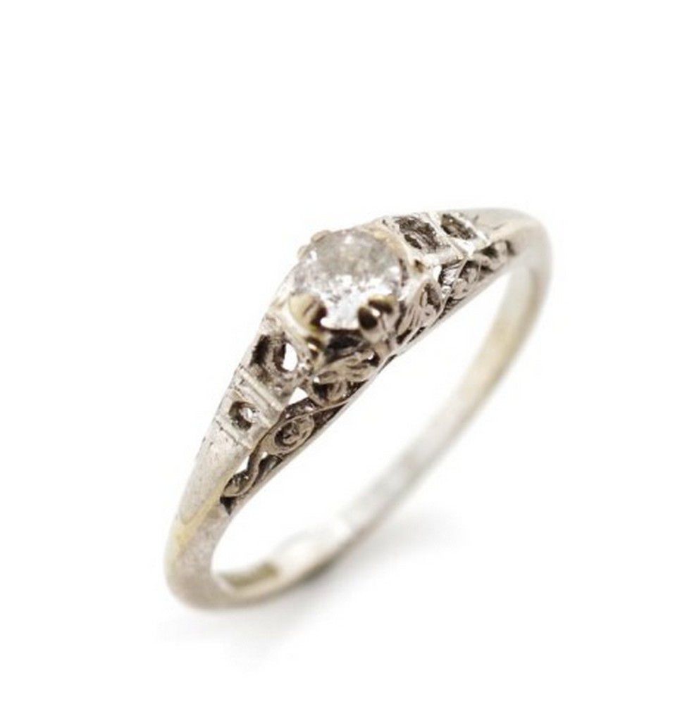 Chipped 18ct Plat Ring for Restoration, Missing Diamonds - Rings ...