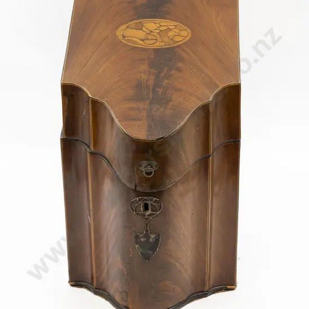 George III Mahogany Knife Box with Oval Shell Paterae Inlay - Boxes ...