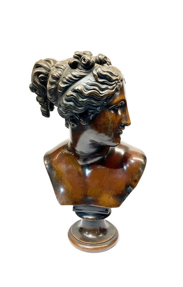 Copper Clad Venus Bust on Circular Socle, 61cm Height - Busts/Heads ...