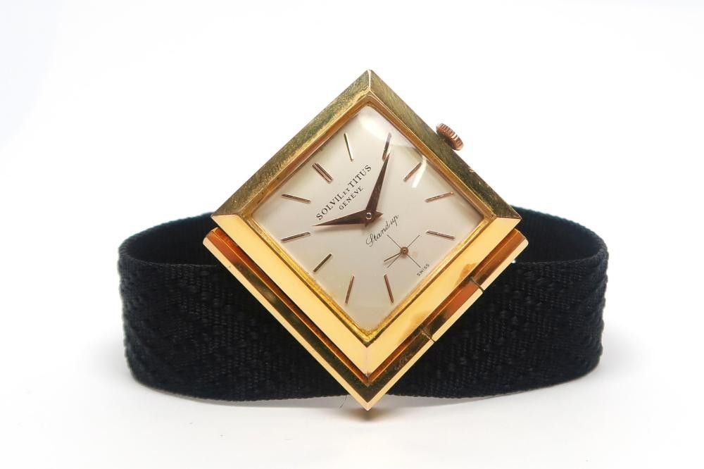 Vintage Solvil et Titus 'StandUp' Offset Wrist Watch - Rare - Watches ...