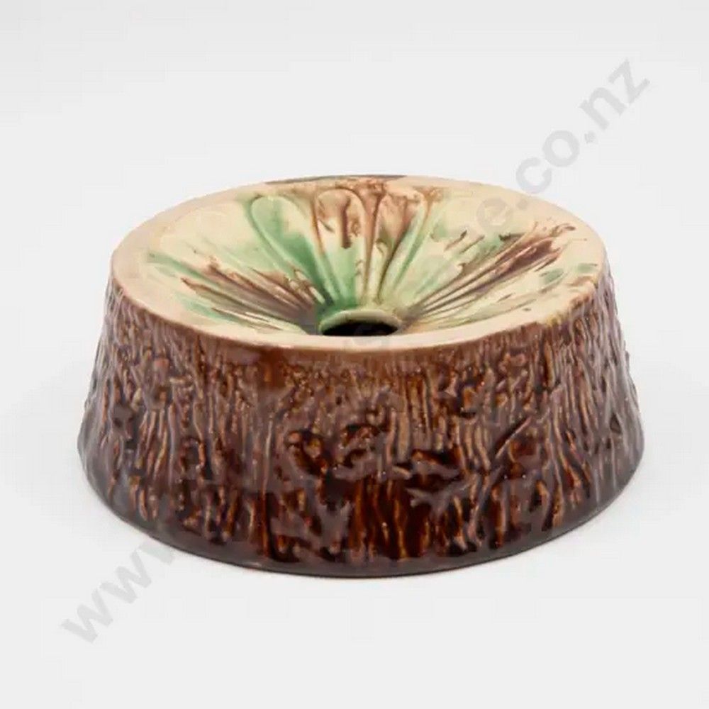 Colonial Majolica Glazed Spittoon, 20cm Diameter, New Zealand Origin ...