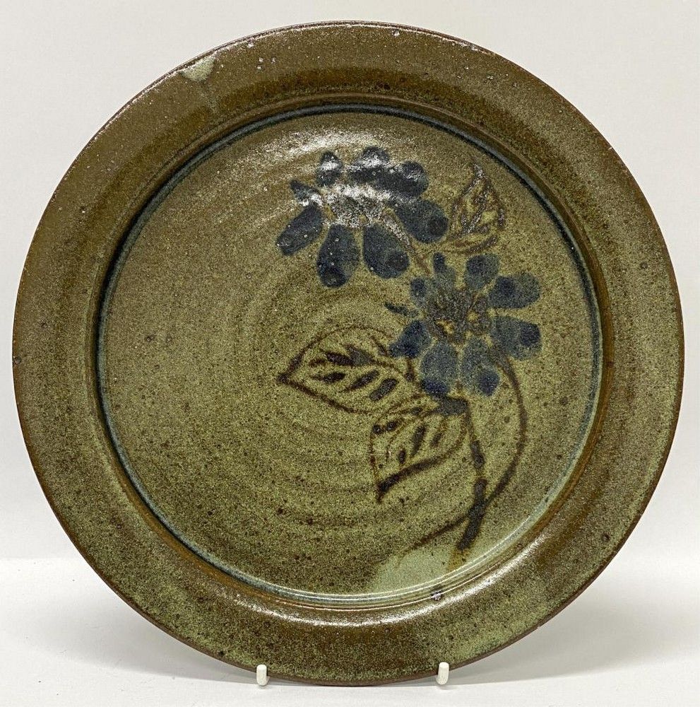 Floral Stoneware Plate by Robert Mair, Australia - Australian Themes ...