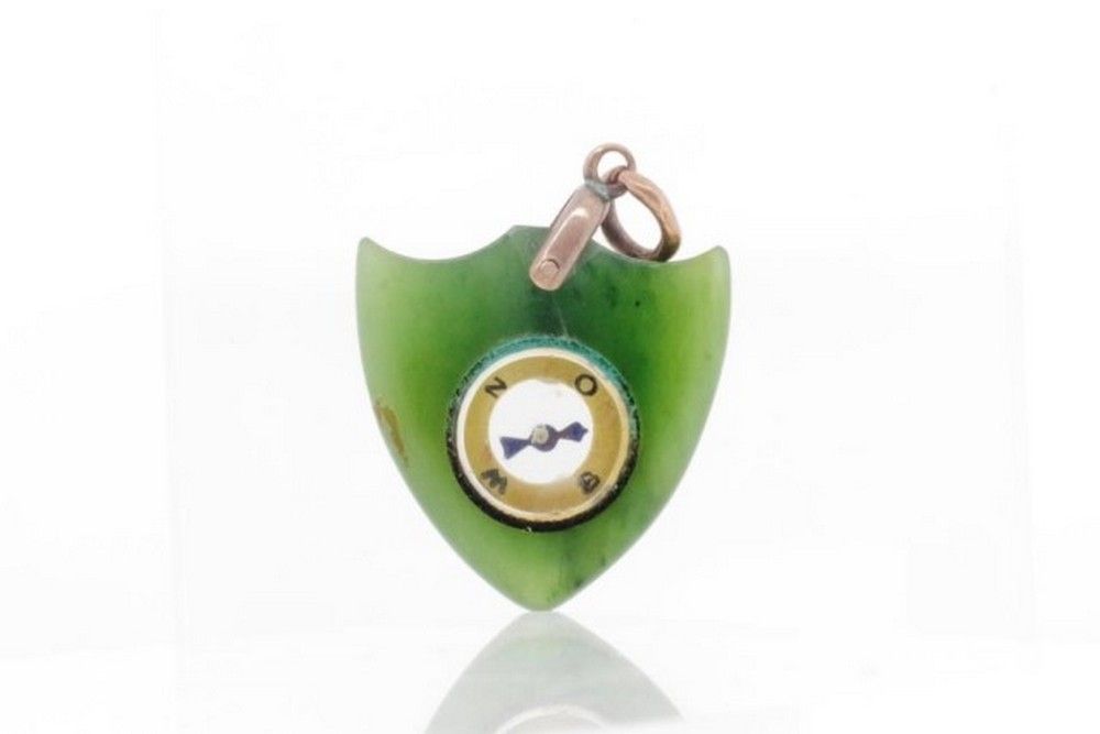Antique nephrite jade compass fob pendant, 15 x 18 mm - Pendants ...