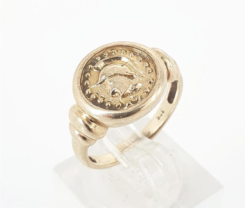 9ct Yellow Gold Roman Centurion Ring, 4.1g Weight - Rings - Jewellery