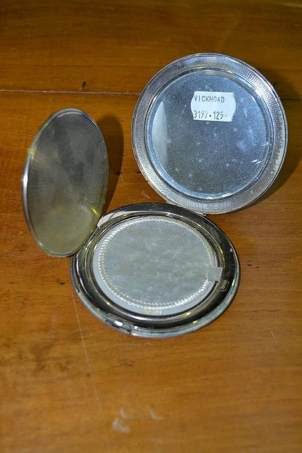 Vintage Silver Compact - 10cm Diameter - Compacts - Costume & Dressing ...