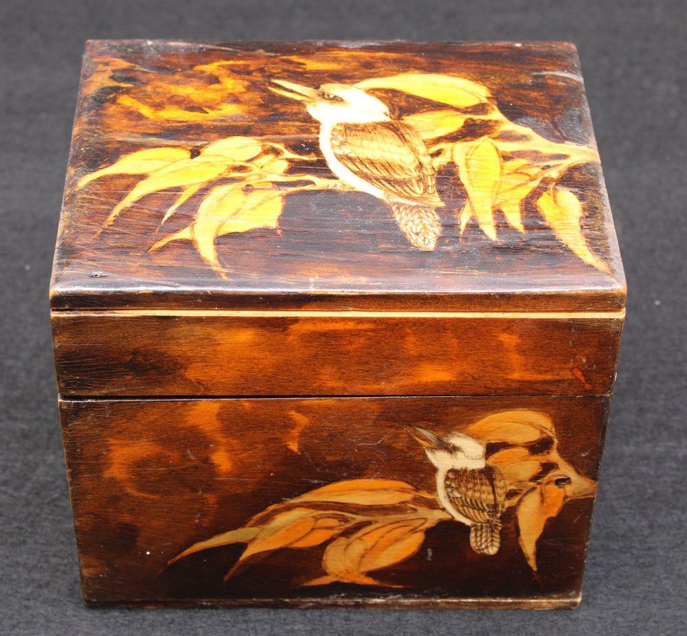 Kookaburra and Gum Leaf Pokerwork Card Box - Cards - Cigarette & Trade ...