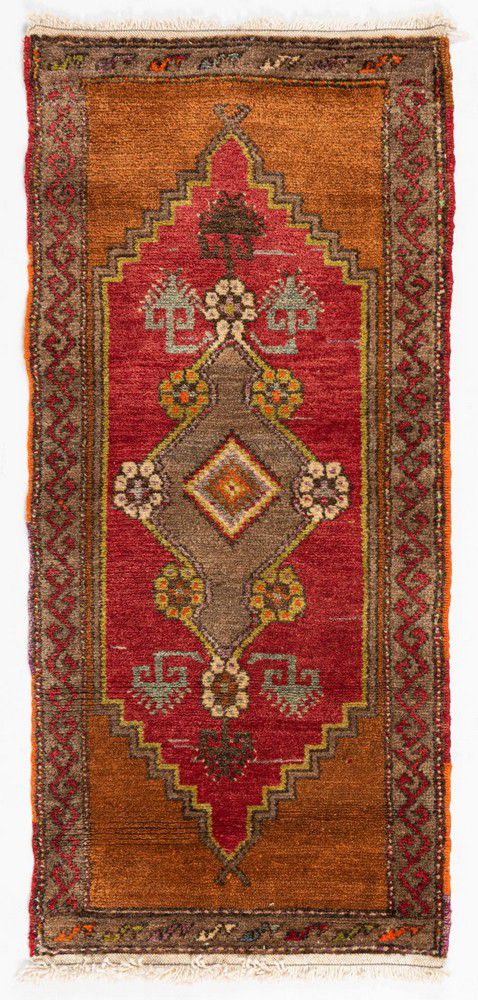 Geometric Persian Tribal Rug in Red and Tan - Rugs & Carpets - Textiles ...