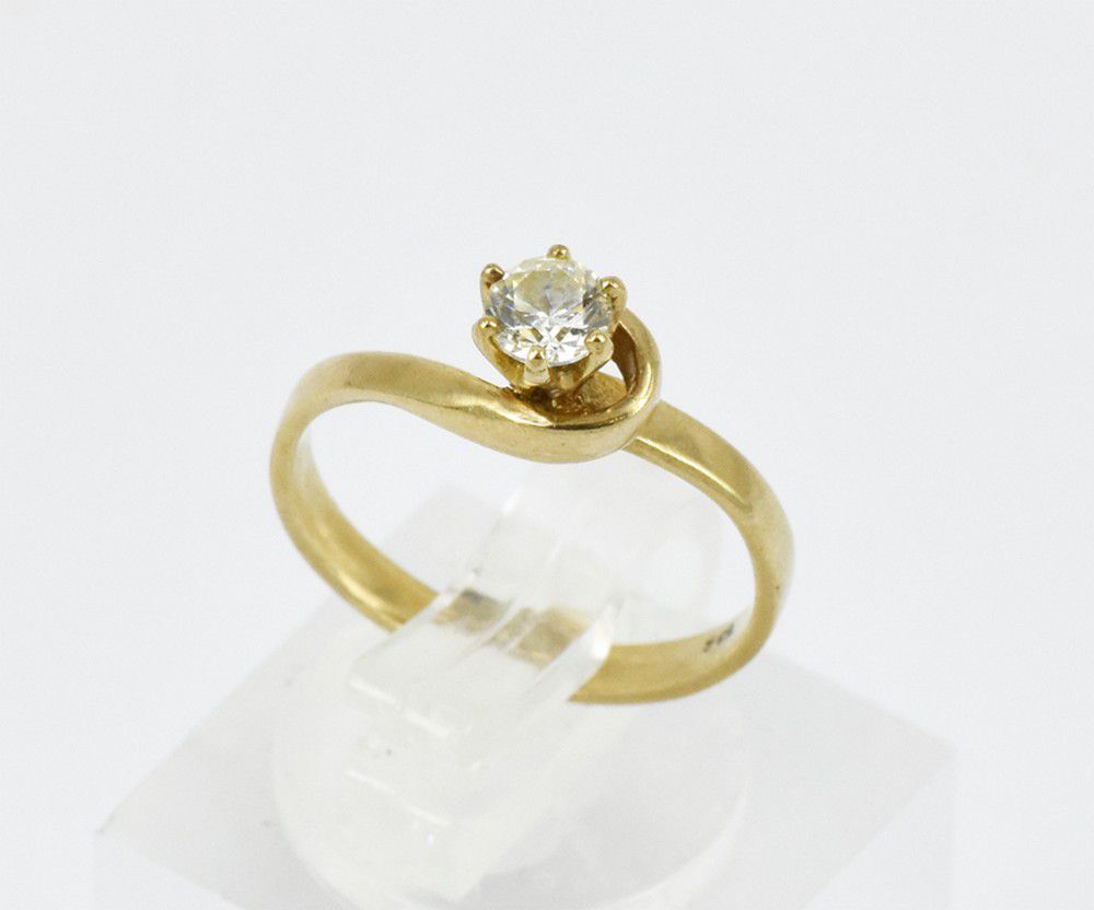 9ct Gold Ring with Round Glass Stone, Size I-J - Rings - Jewellery
