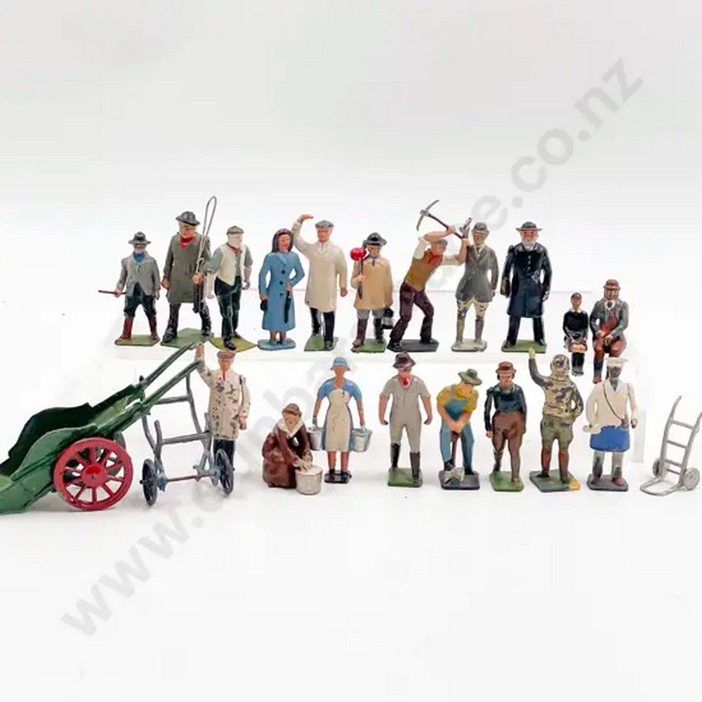 Vintage Britains Farm Hands Figurines Collection - Zother - Toys & Models
