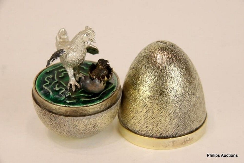 Stuart Devlin Surprise Egg with Squawking Chicken, 1981 London - Mugs ...