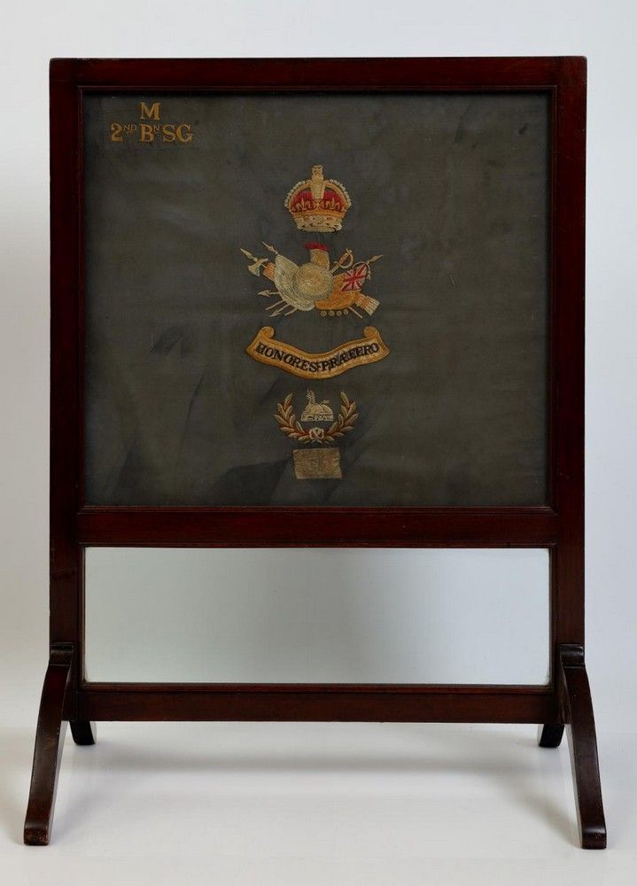 Australian Military Commemoration Double-Sided Silk Fire Screen, 20th ...