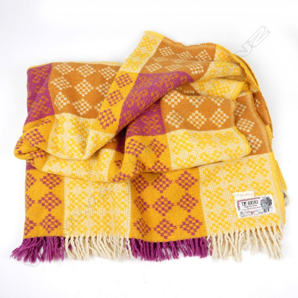 Te Ariki Tukutuku Travel Rug - Zother - Textiles & Fabrics