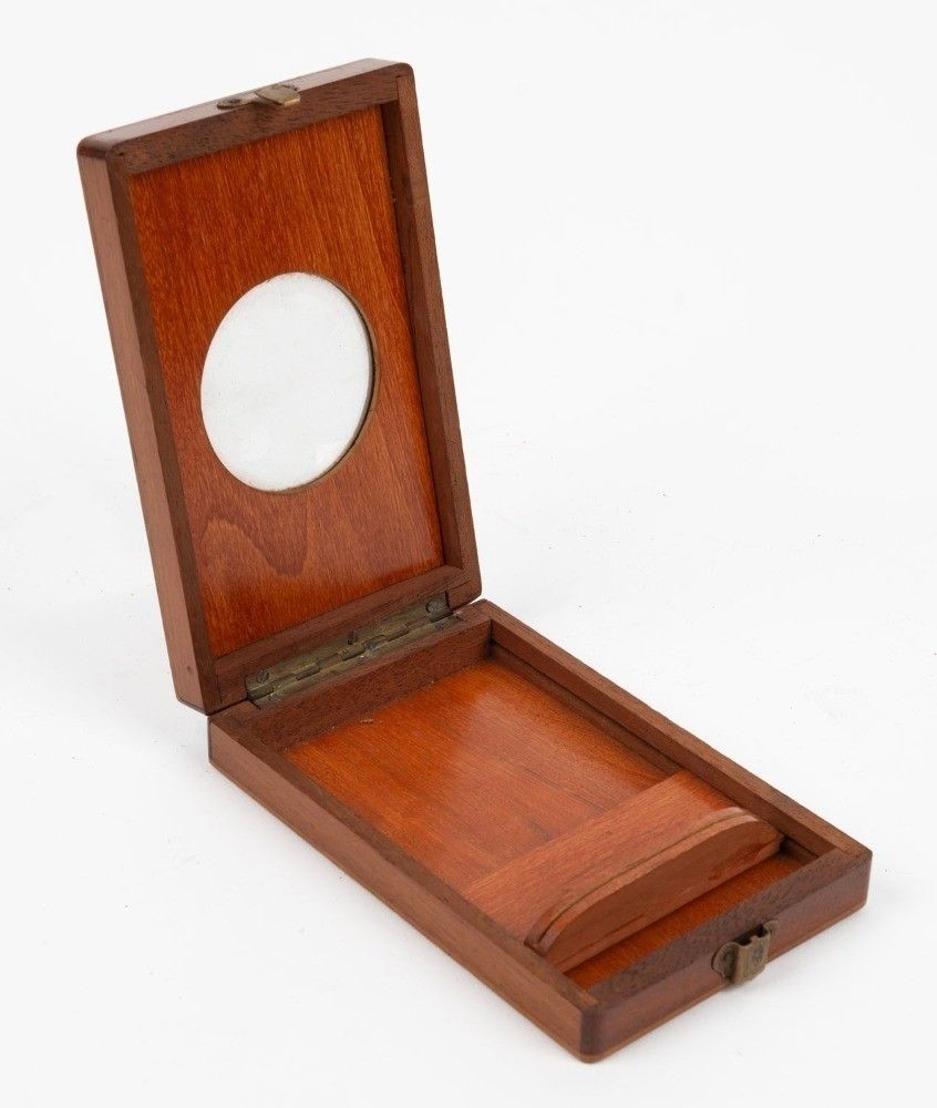 Compact Folding Graphoscope for Easy Viewing and Portability - Optical ...