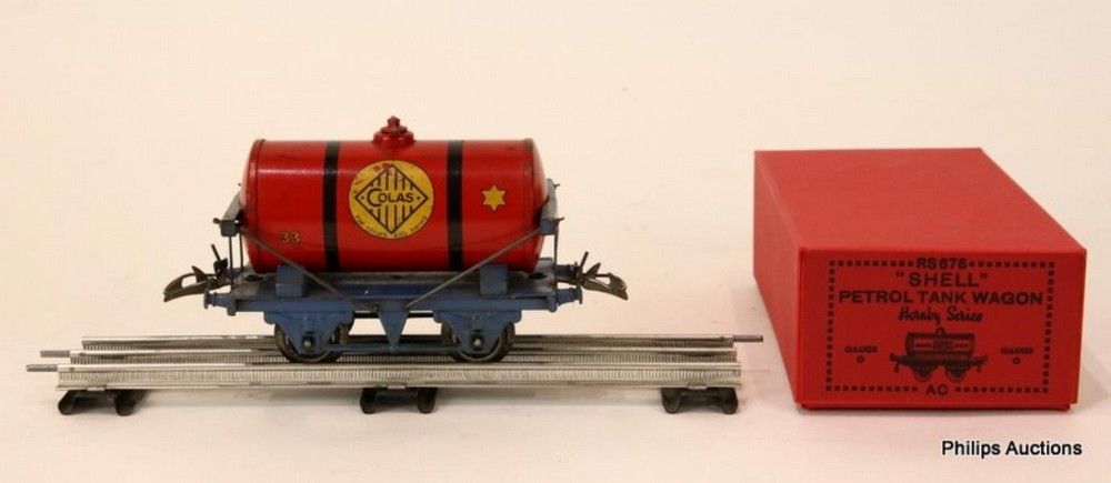 Hornby Colas Bitumen Tank Wagon in Shell Petrol Box - Railway Trains ...