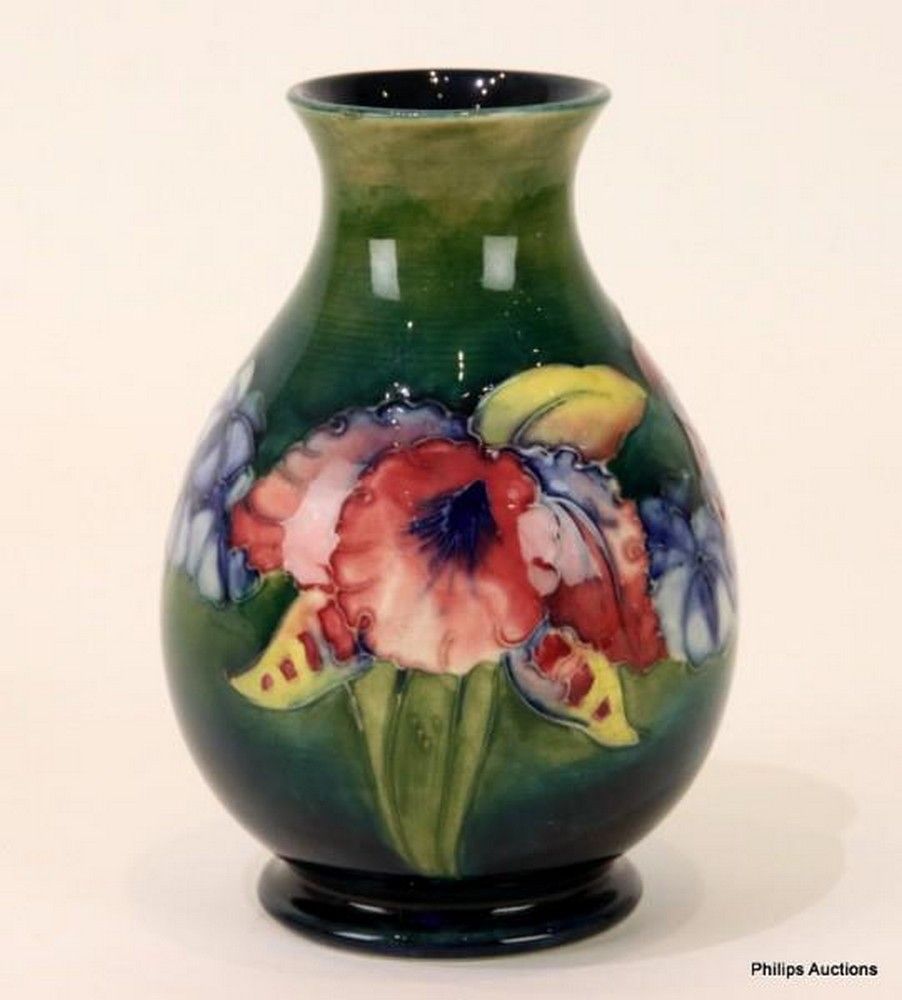 Moorcroft 'Orchid' Vase, 1928-1949 Period - Impressed Queen's Potter ...