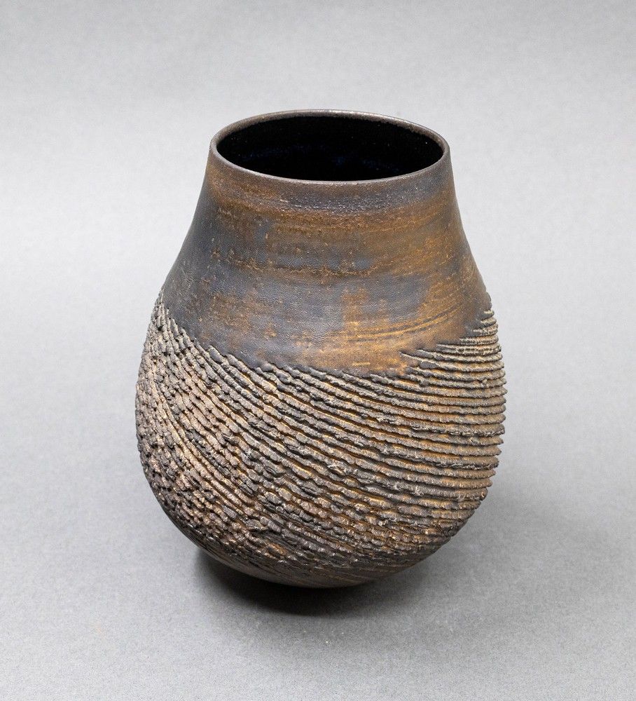 John Parker Gold Vase with Bronze Glaze and Highlights - New Zealand ...