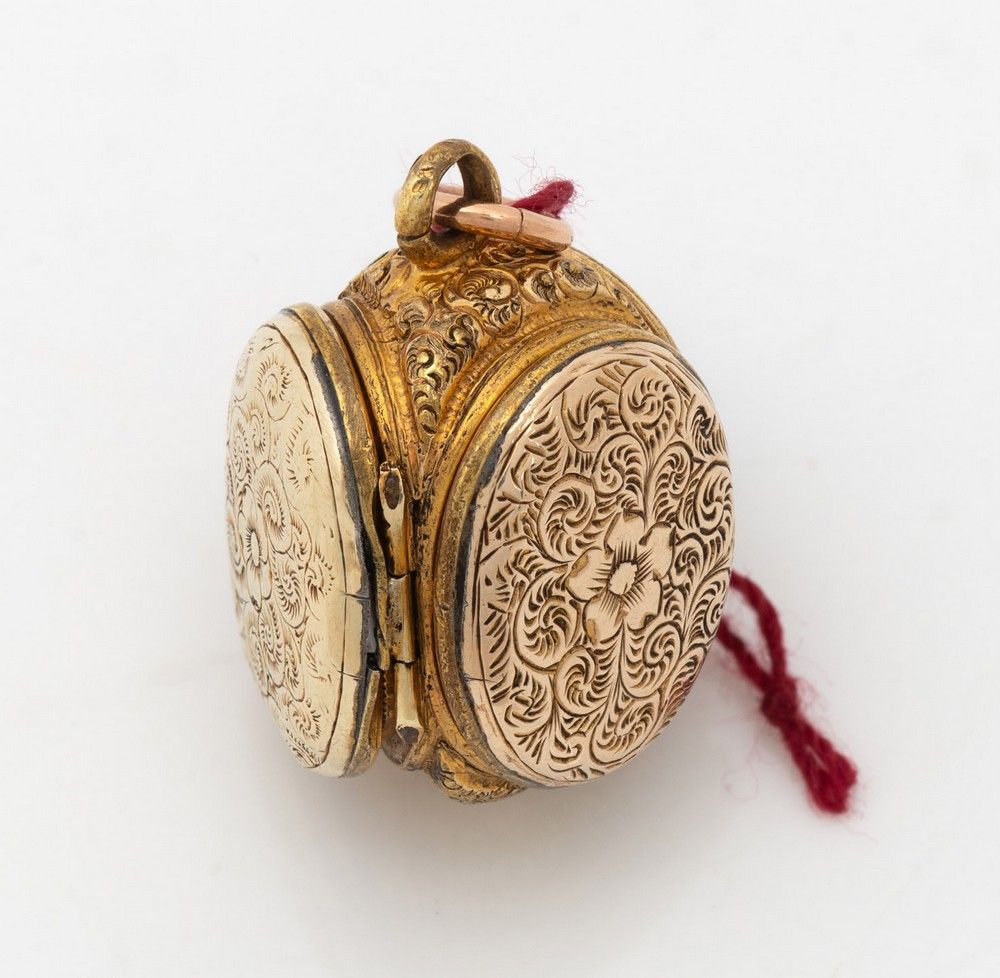 Antique Triple Door Locket with Six Image Compartments, 1870 - Pendants ...
