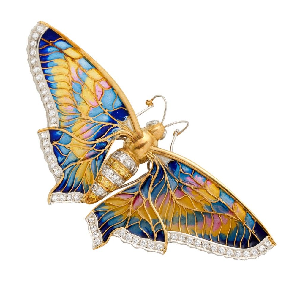 18ct Gold Moth Brooch with Diamonds and Enamel Detail - Brooches ...