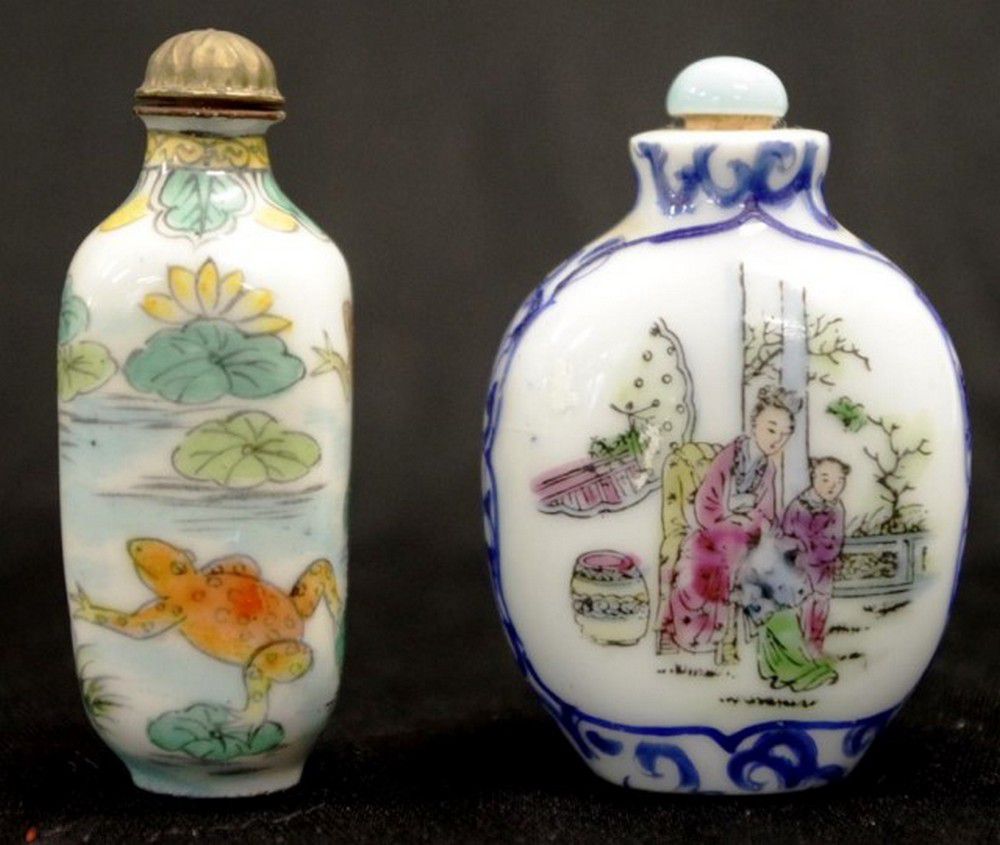 Hand-painted Chinese ceramic snuff bottles with stoppers - Ceramics ...