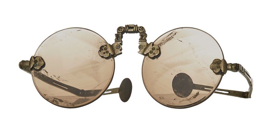 Chinese Scholar's Sunglasses with Brass Mounts and Horn Discs - Zother ...