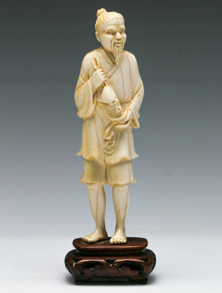Chinese Ivory Gentleman Figure (or Ivory Chinese Gentleman Figure ...