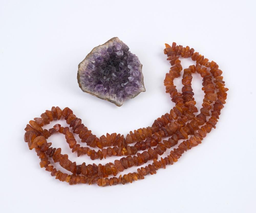 Raw Amber Necklace and Geode Crystal Sample Set - Fossils and geodes ...