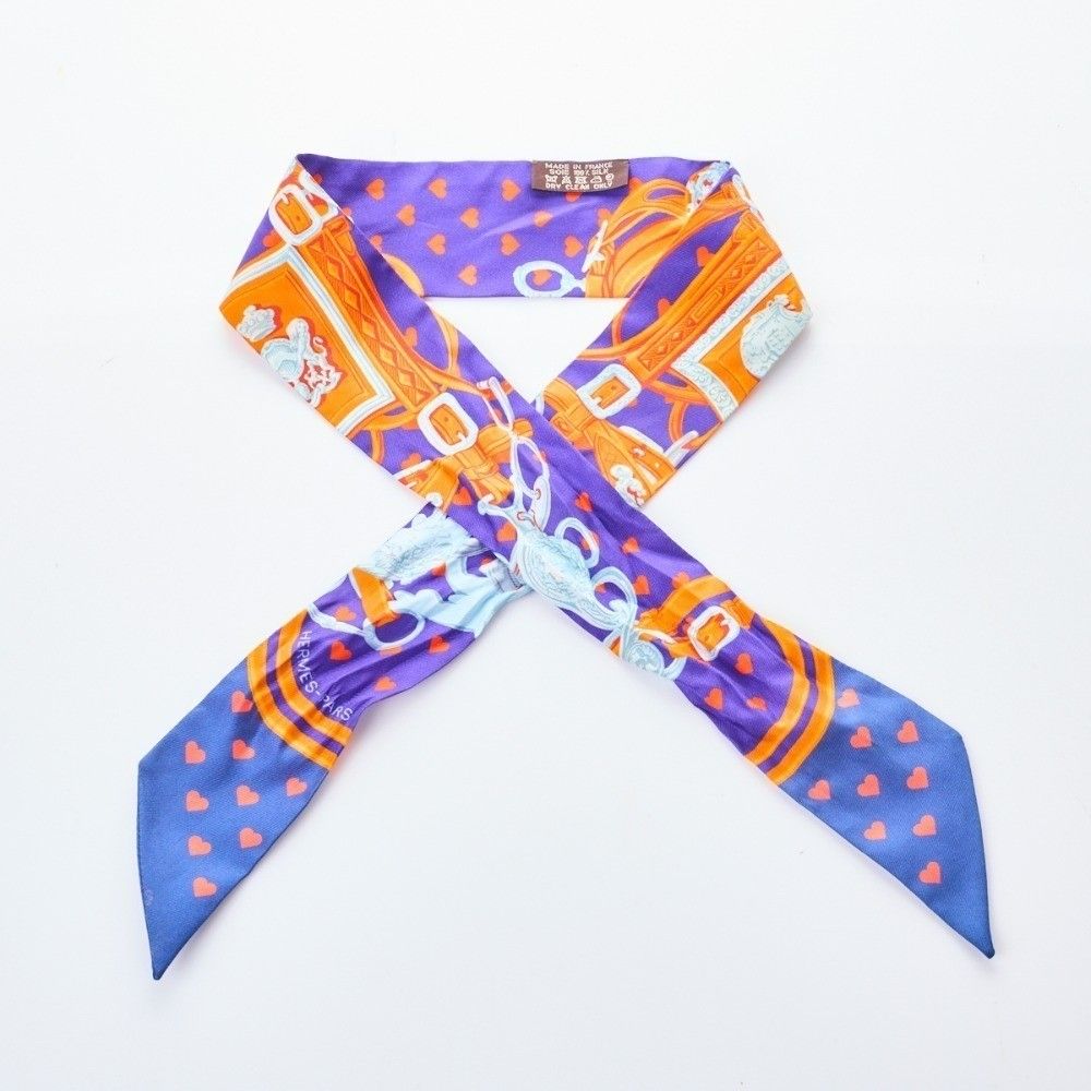 Hermes Silk Twilly Love Heart Scarf in Ultraviolet Marine - Shawls ...