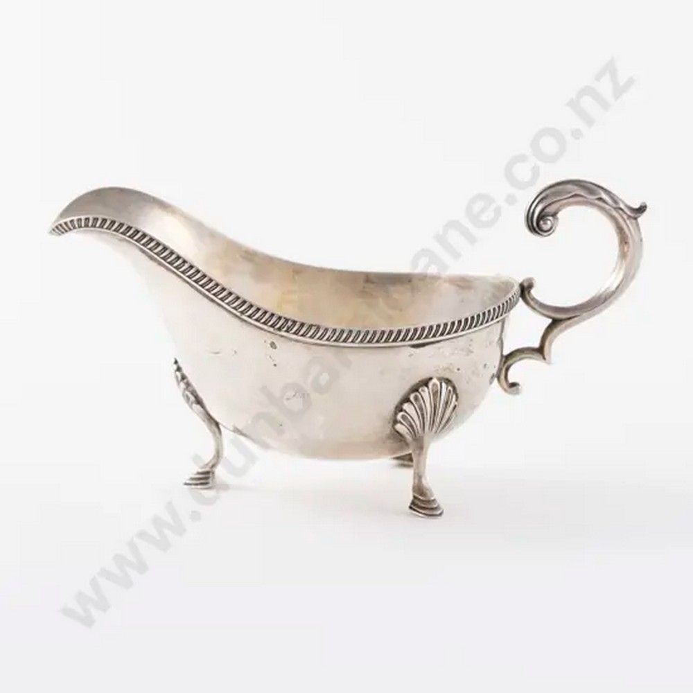 George V sterling silver gravy boat with gadrooned rim, Birmingham 1912 ...