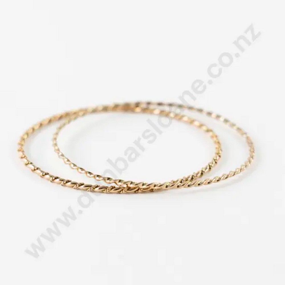 Pair of 9ct Thin Bangles, 6.5 cm Diameter, 10g - Bracelets/Bangles ...