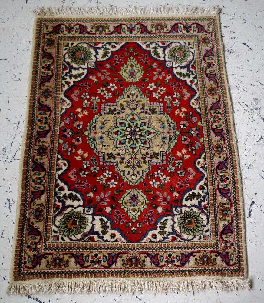Red and Tan Eastern Wool Rug - 140x103cm - Rugs & Carpets - Textiles ...