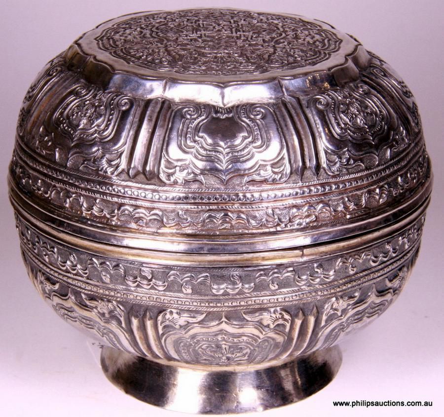 A Malaccan Straits Covered Silver Container Circa 1900 To Zother Oriental