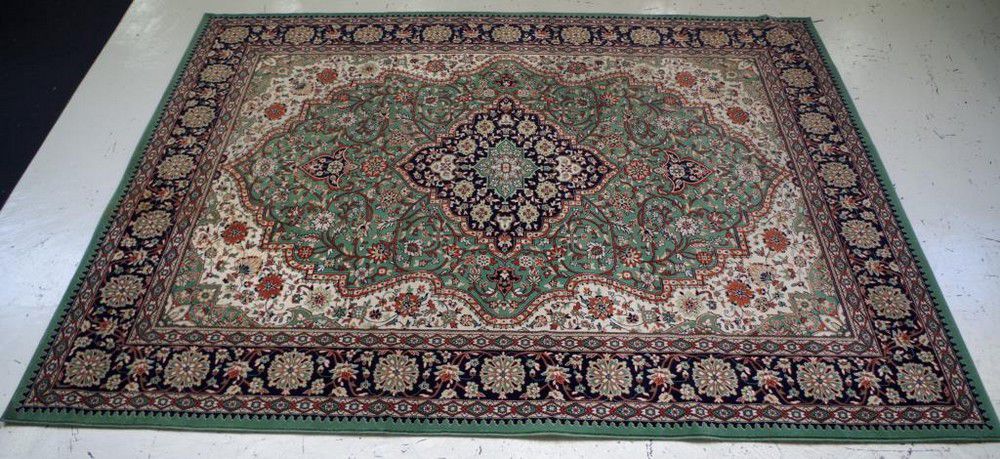 Green Middle Eastern Rug - 4m x 3m - Rugs & Carpets - Textiles & Fabrics