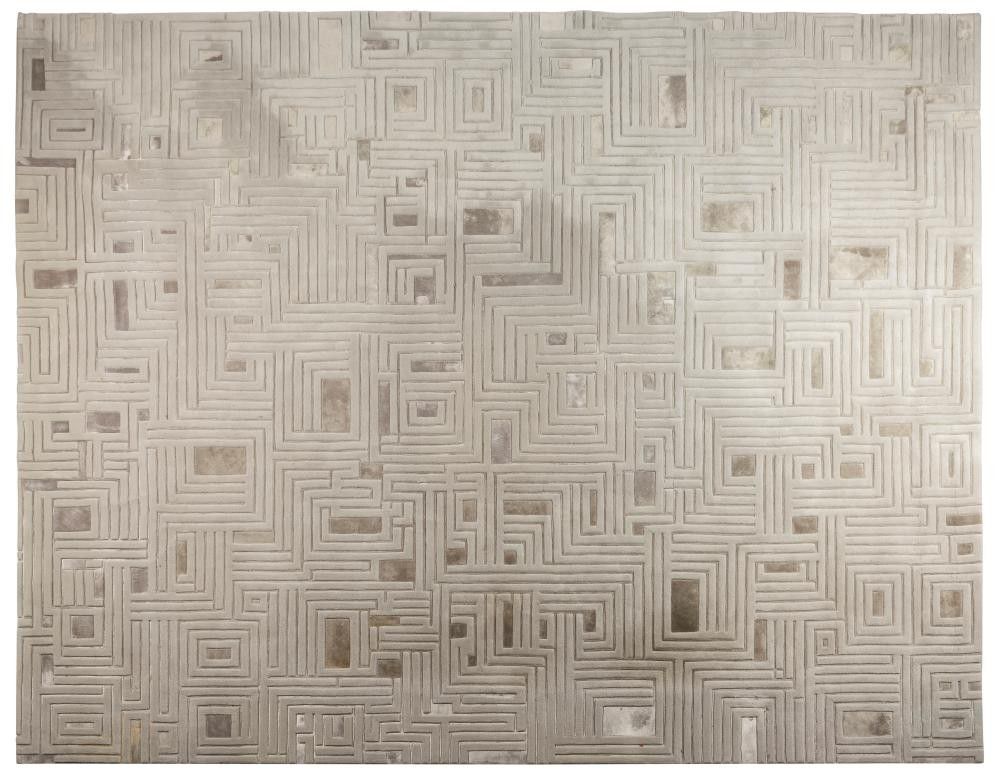 Silvery Grey Art Deco Rug with Deep Geometric Pattern - Rugs & Carpets ...