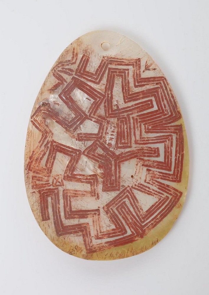 Indigenous Incised Ochre Pearl Shell: Water, Spirit, Healing Powers ...