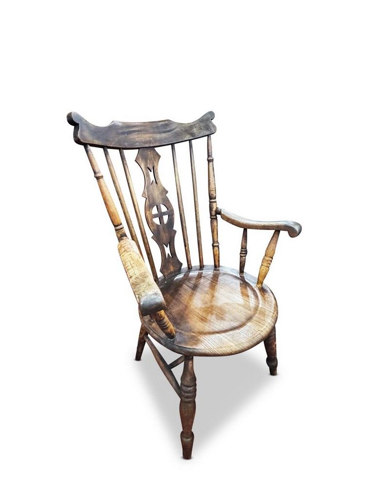 19th Century Wheel Back Chair with Curved Back and Spindles - Seating ...