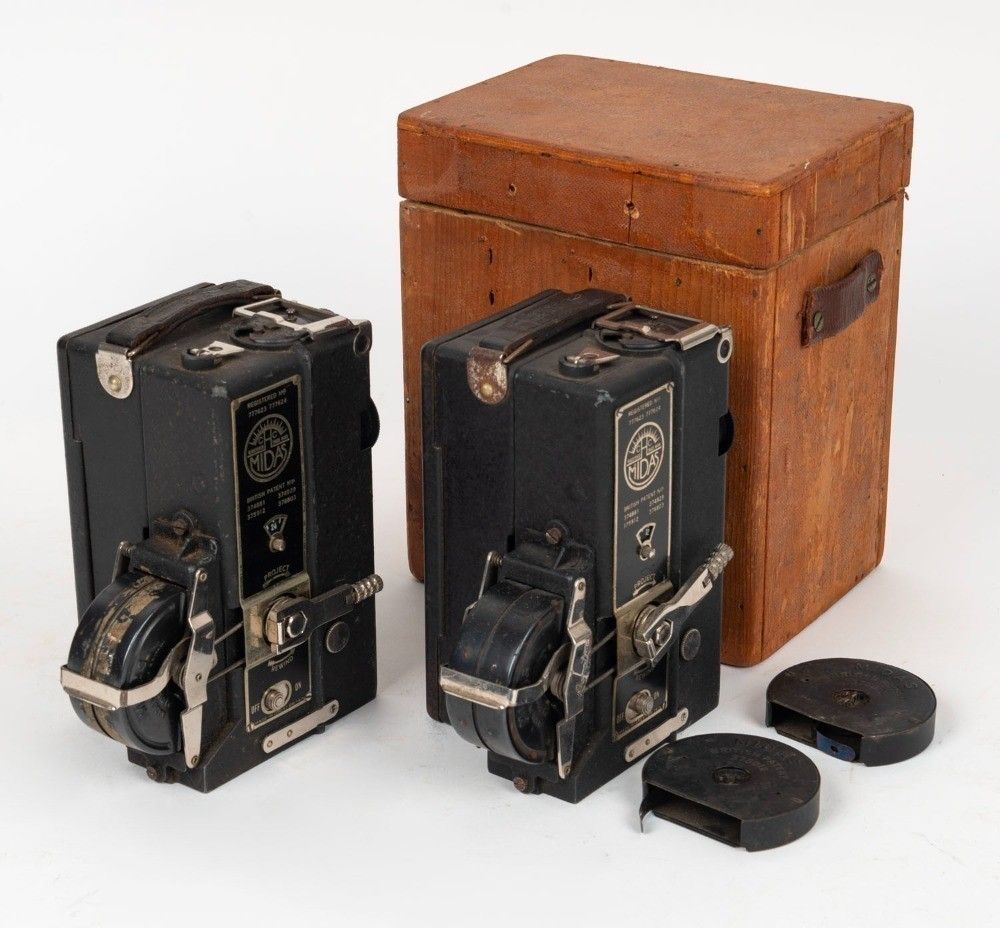 1930 Midas Movie Camera/Projector Set in Wooden Box (2 Cameras ...