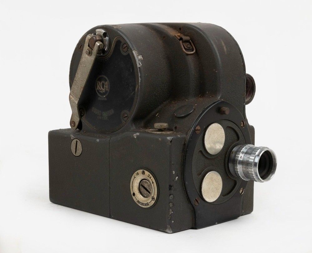 RCA Victor: First Sound 16mm Movie Camera, 1932 - Photography - Cameras ...