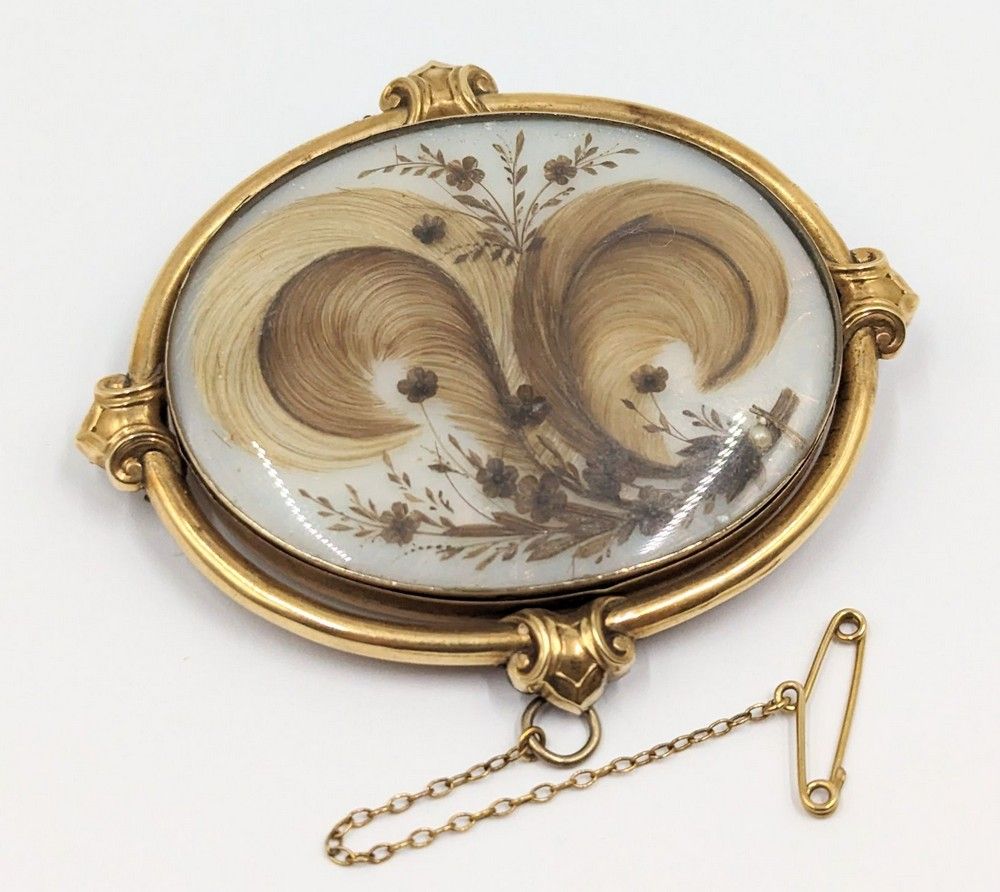 Victorian 9ct Yellow Gold Mourning Brooch with Hair Inlay - Brooches ...