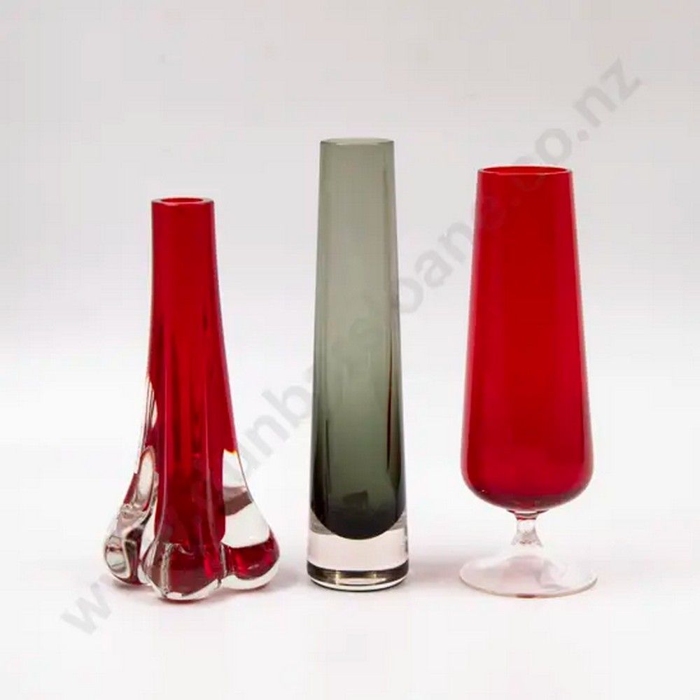 Whitefriars Ruby and Pewter Specimen Vases Collection - Set of 3 ...