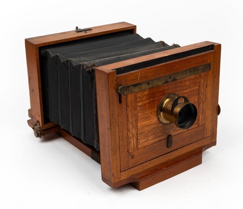 Vintage Plate Tailboard Camera with Sweet Waldach Columbia Lens ...