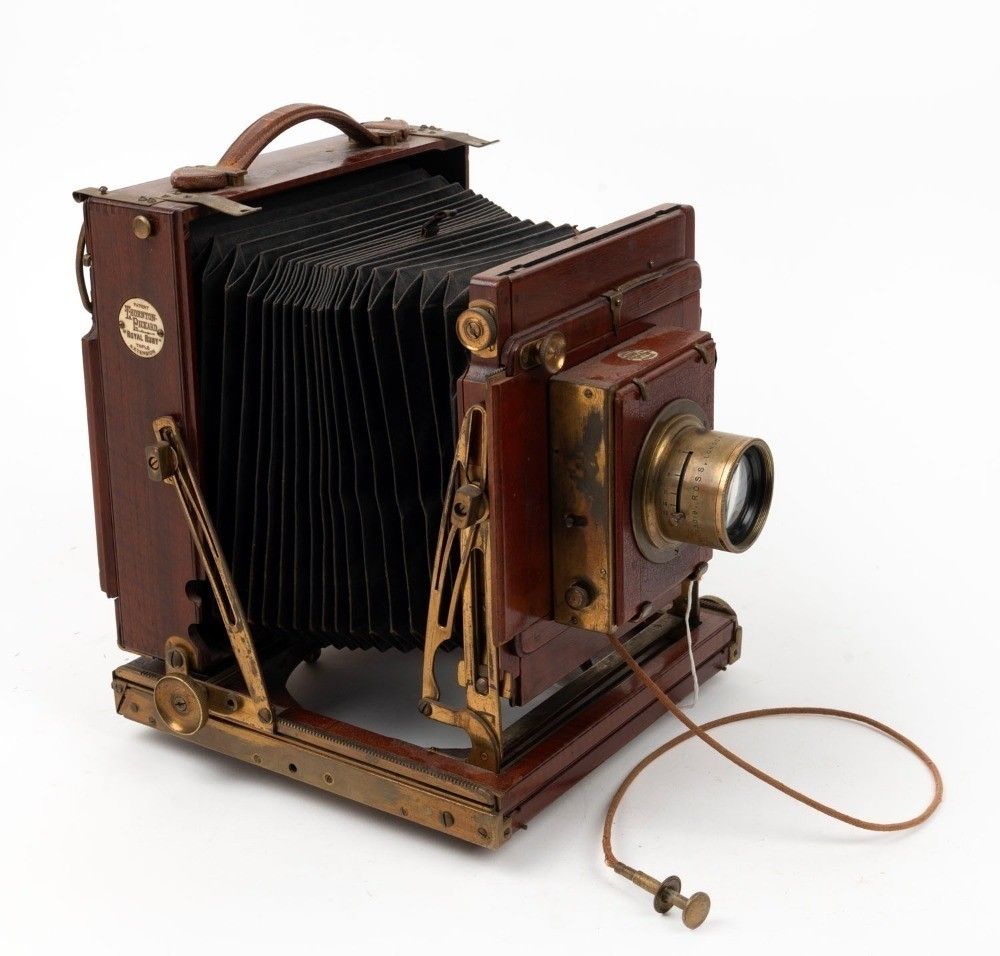 Thornton-Pickard 'Royal Ruby' Field Camera with Ross London Lens ...